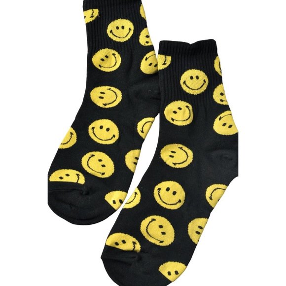 Merveille | Accessories | Merveille Smiley Face Print Socks One Pair ...